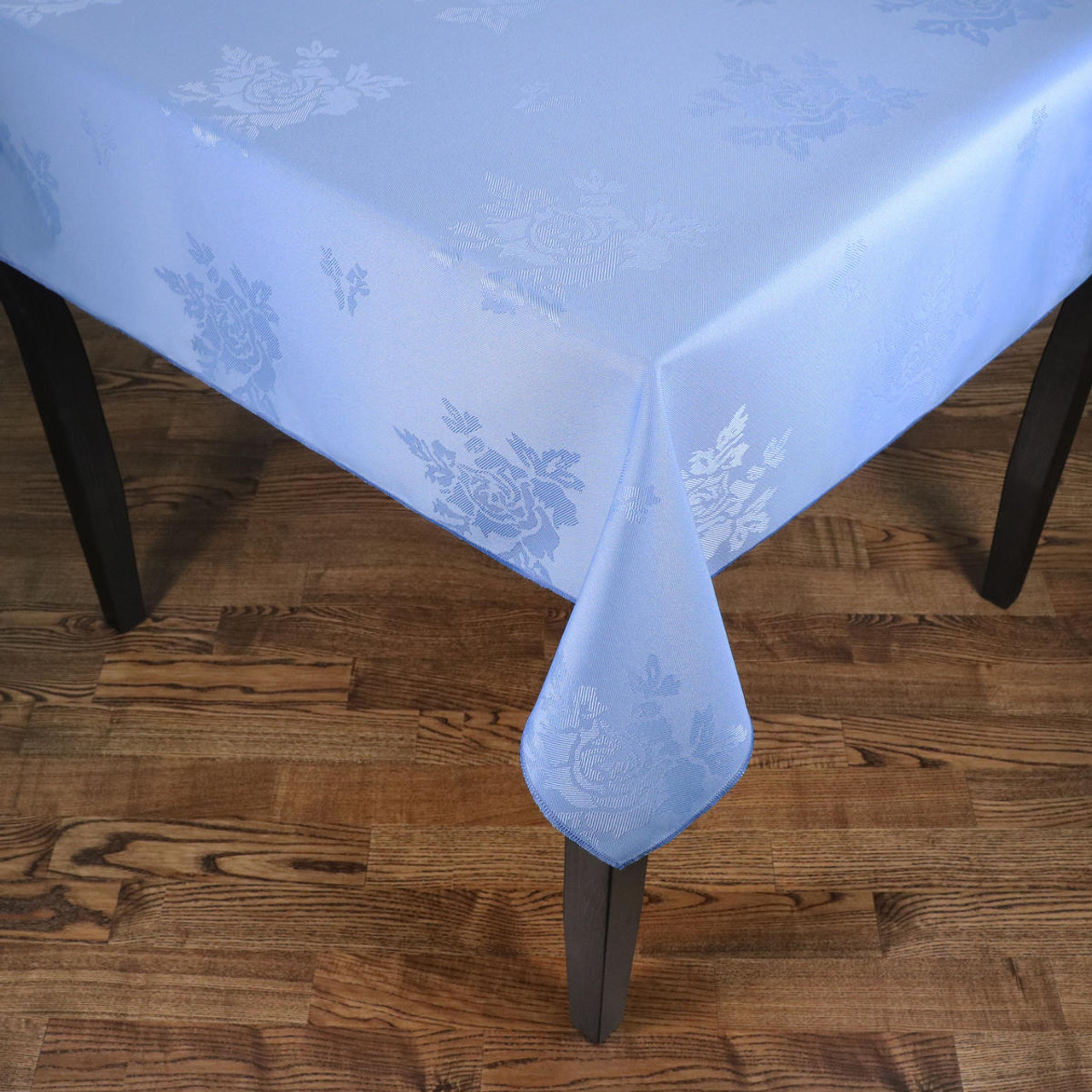 Low Cost Polyester Damask Rose Design Tablecloths With Price Promise Guarantee